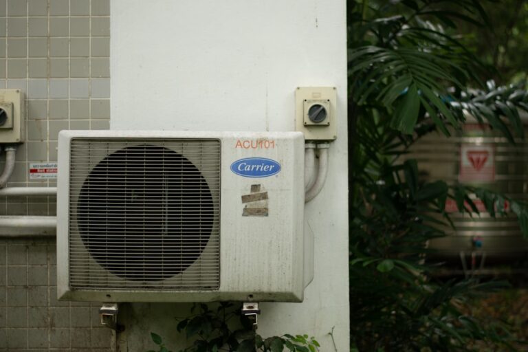 Humidity Control Solutions: Top Tips for 2025